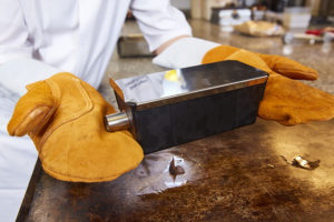 Travel cake recipe with chocolate, orange and praline, by Dimitri ...